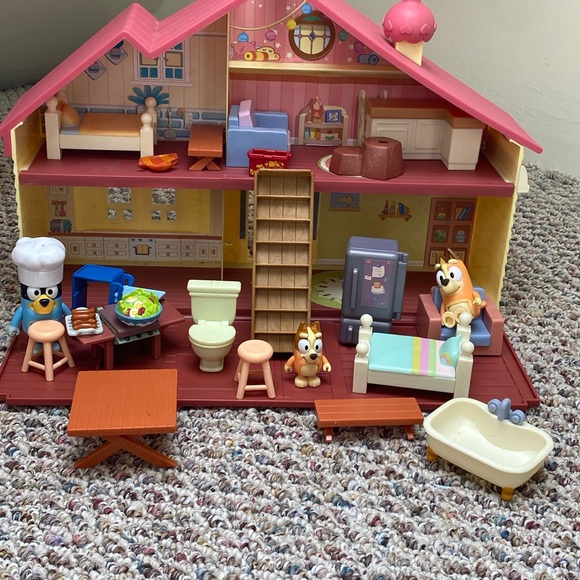 Bluey | Toys | Bluey House | Poshmark